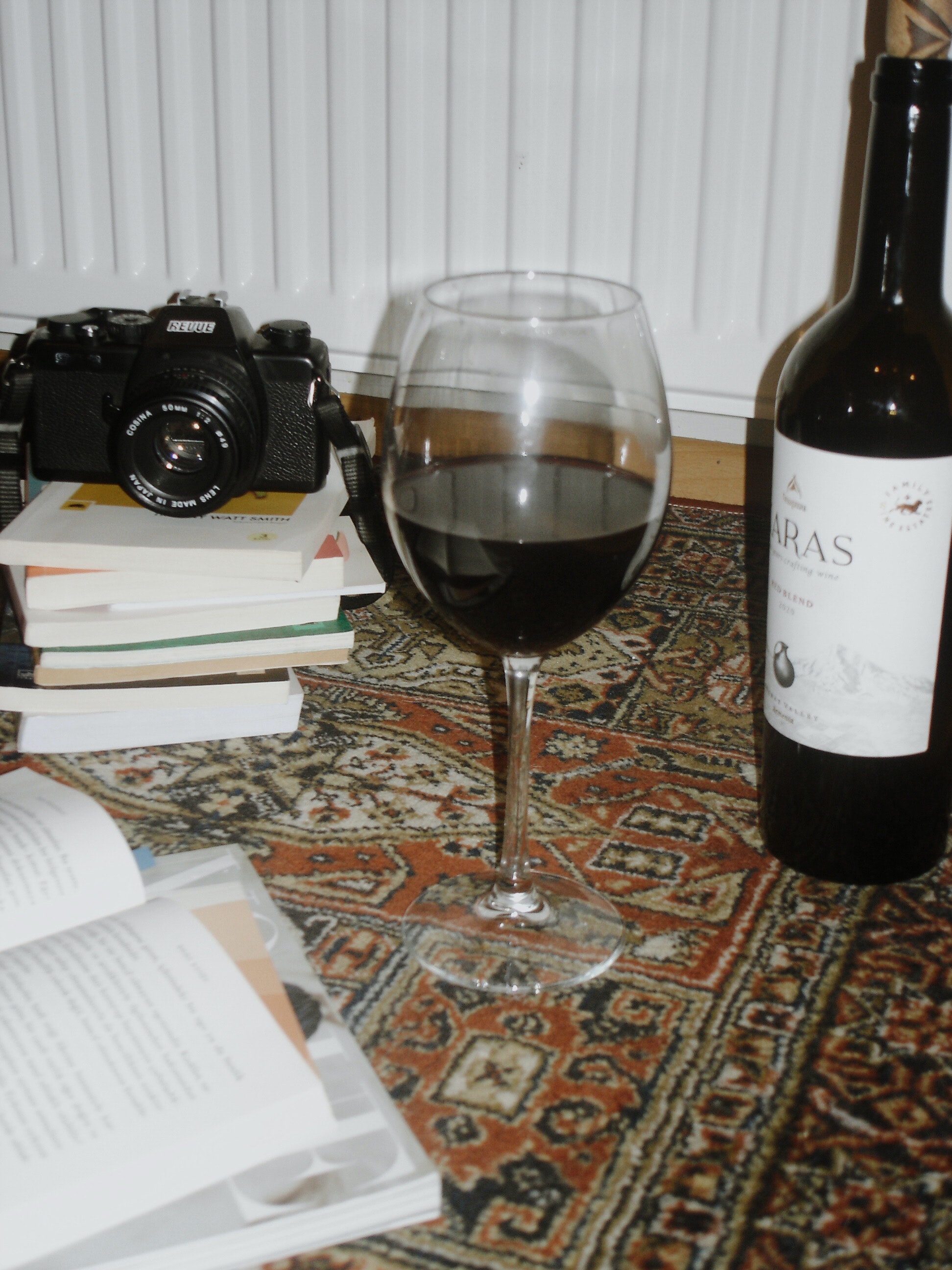 Uncorking the Secrets: How to Talk Wine Like a Pro – Farrah